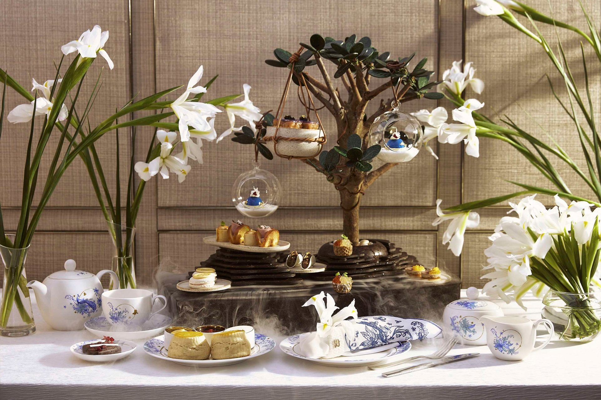 The Art of Living in Bloom Introduces 'Maison des Fleurs' Collection ...