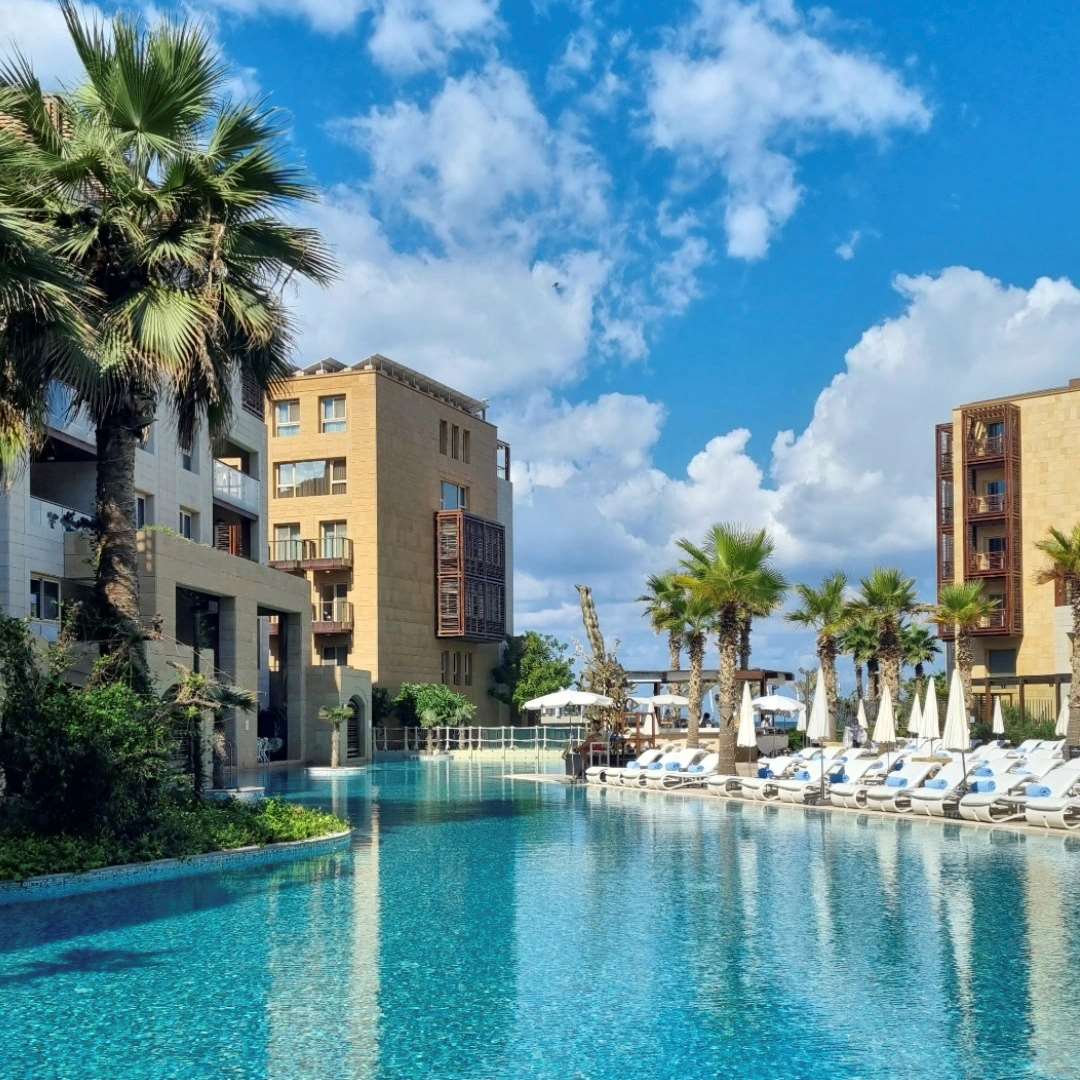The Swimming Pool | Kempinski Summerland Hotel & Resort, Beirut
