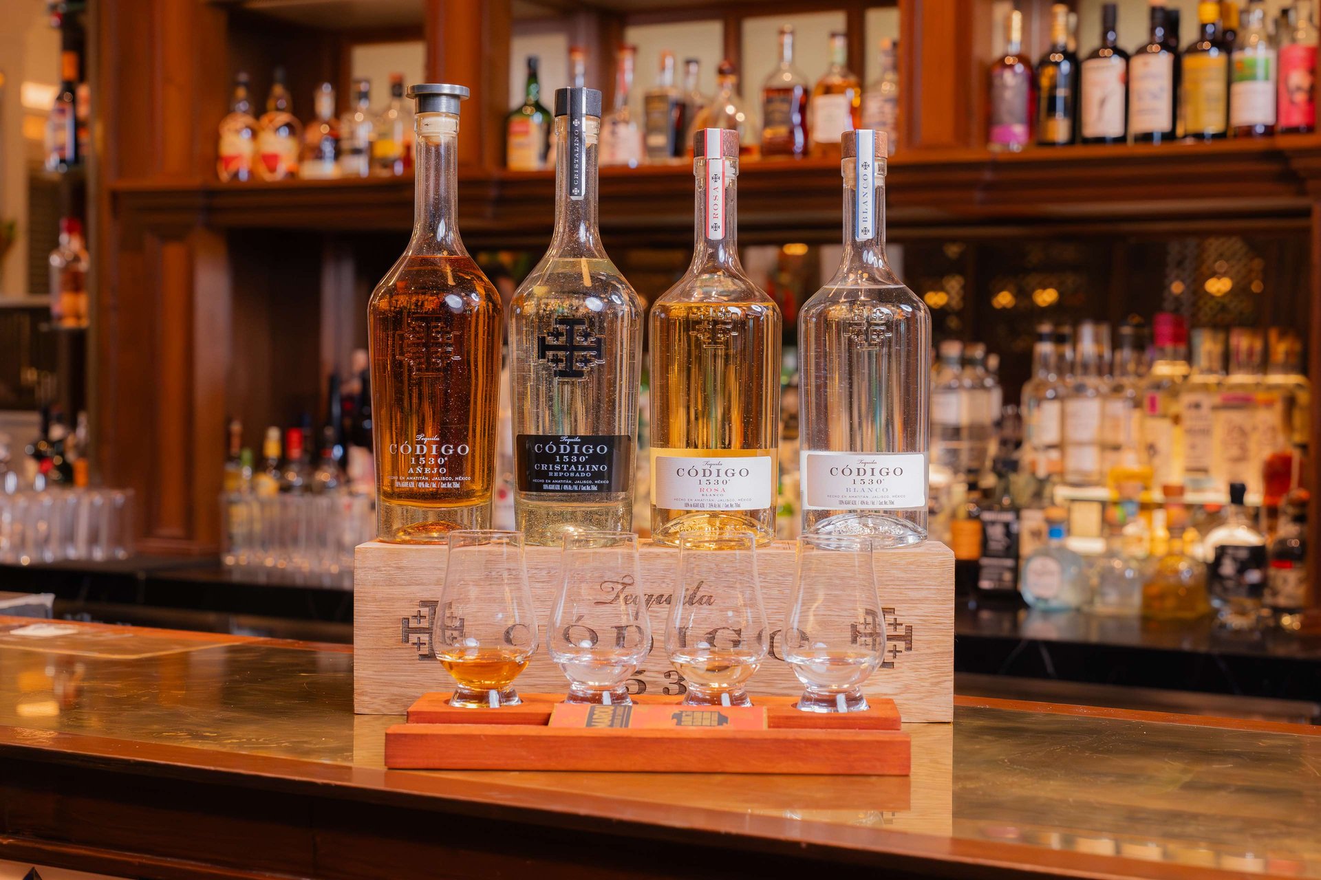 15 at 15 l The Bar at 15 Stamford l The Capitol Kempinski Hotel Singapore