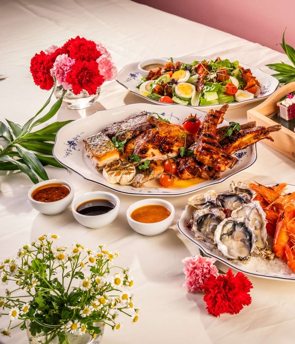 Capitol Bistro. Bar. Patisserie l Arcade @ The Capitol Kempinski